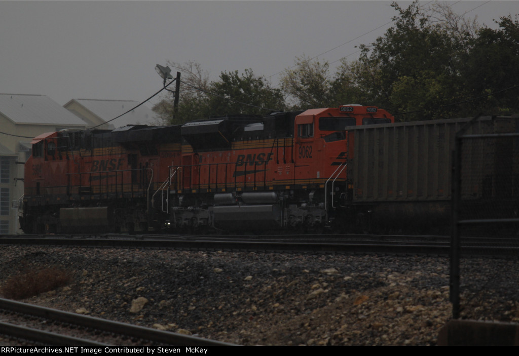 BNSF 9062